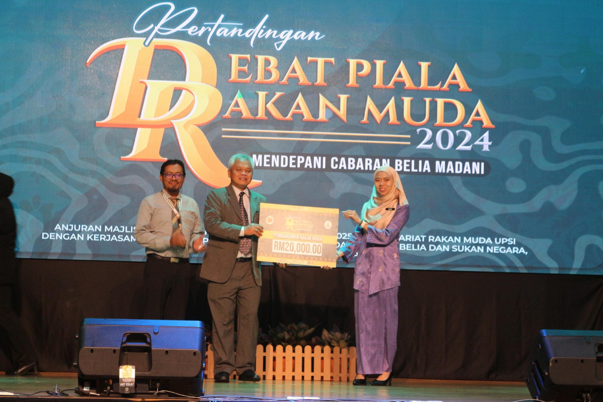 KBS – UPSI Anjur Debat Piala Rakan Muda 2024 – E-PENA